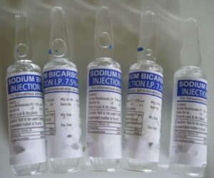 Bicarbonato de sodio intravenoso: ¿un tratamiento efectivo para la acidosis?